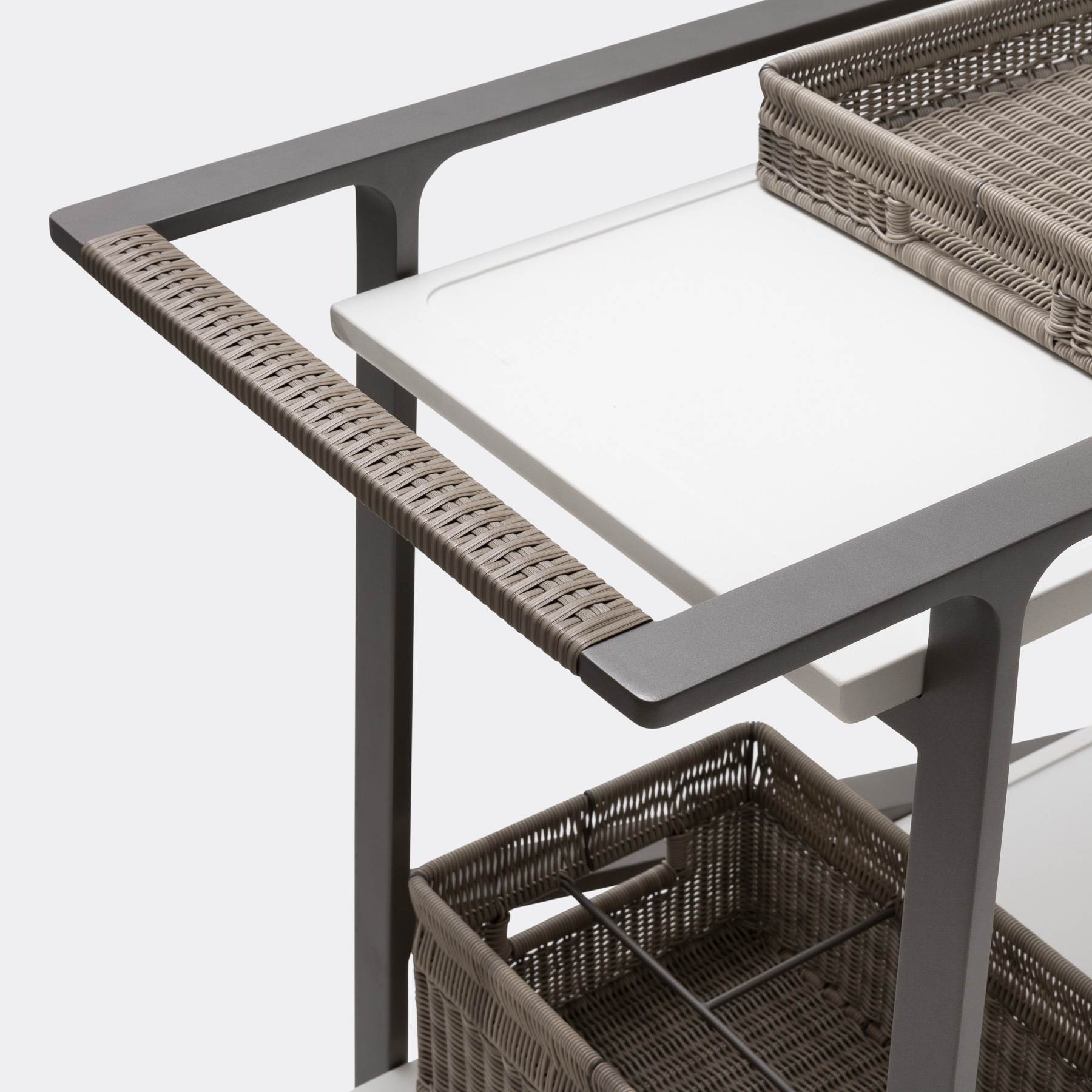 Omura Bar Cart | HOLLY HUNT