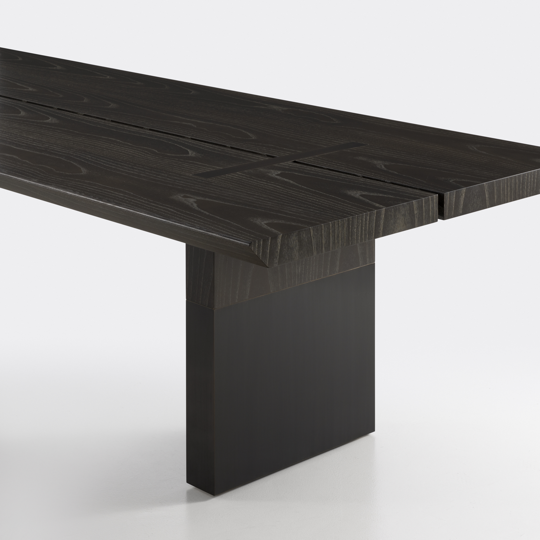 Split Dining Table | HOLLY HUNT