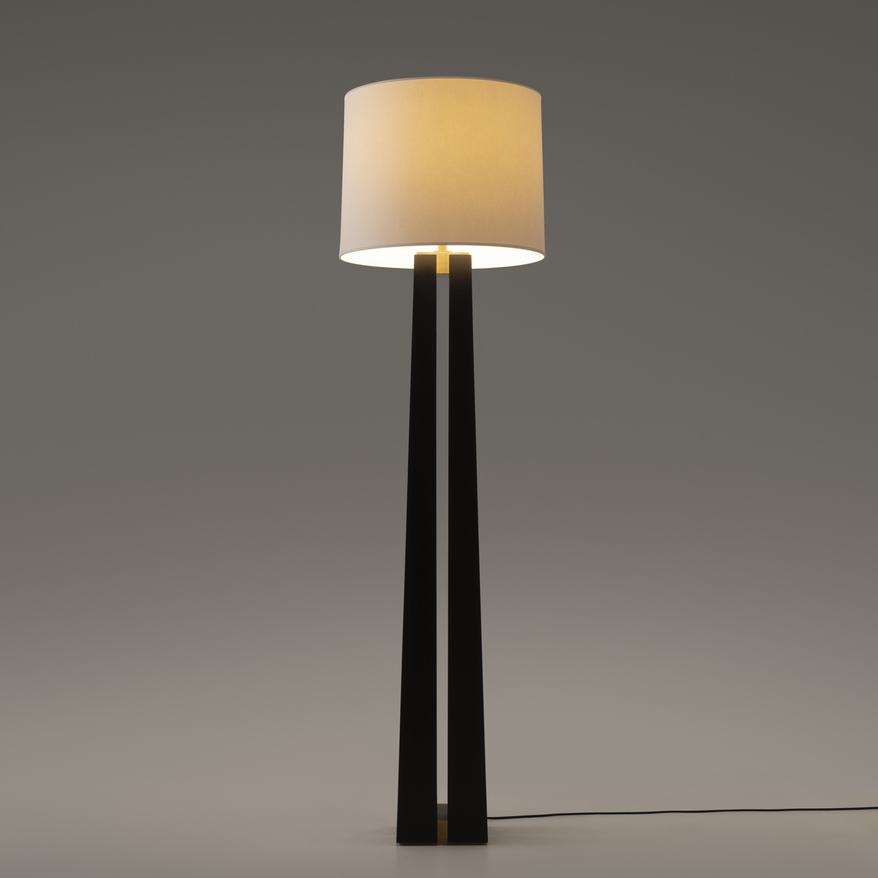 Sequoia Floor Lamp | HOLLY HUNT