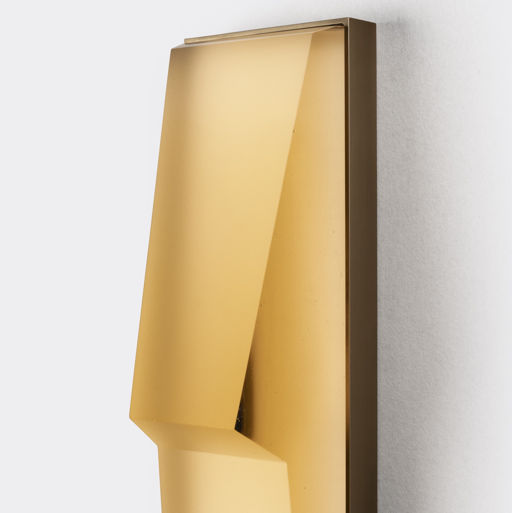 Prism Sconce | HOLLY HUNT