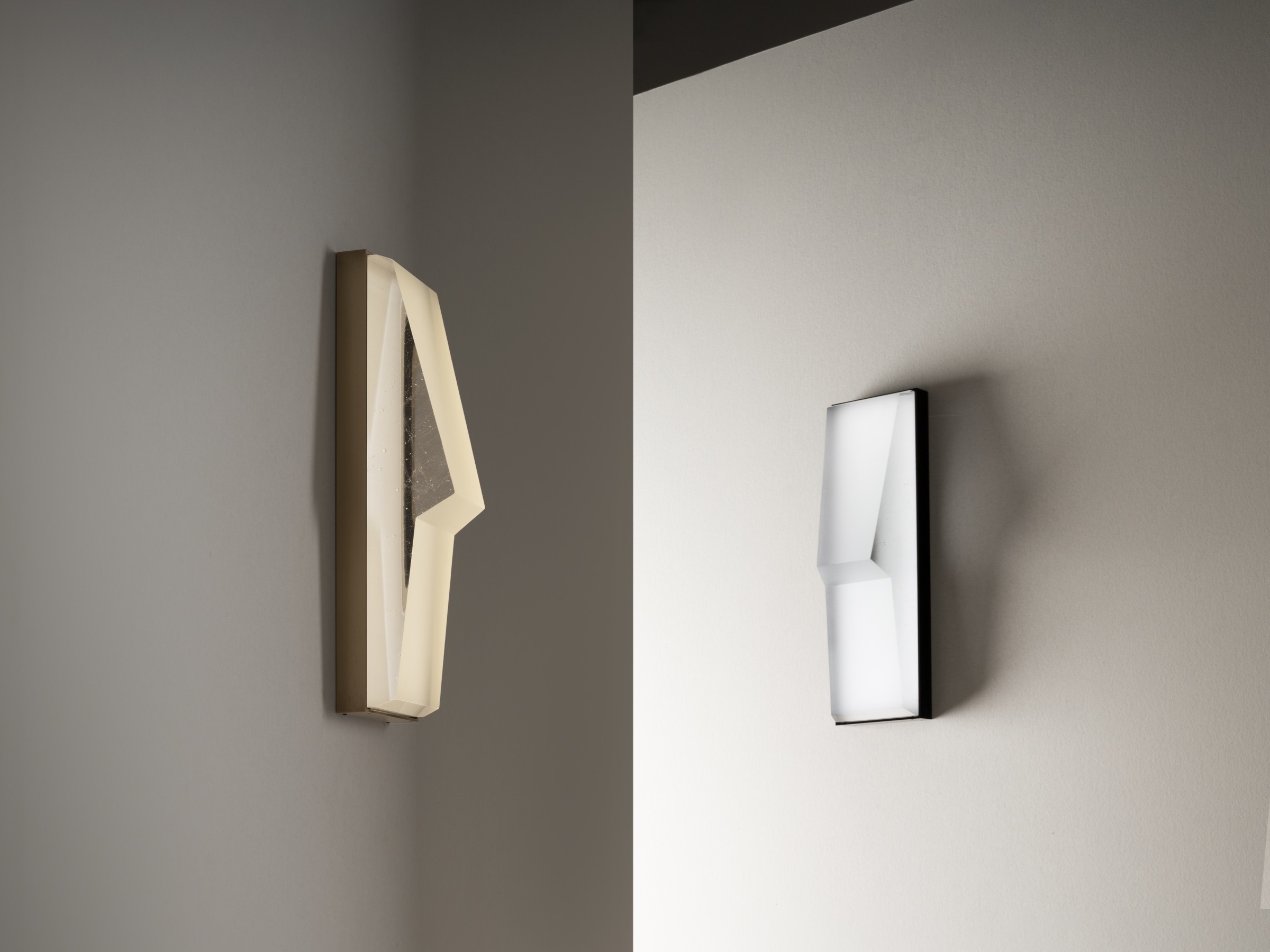 Prism Sconce | HOLLY HUNT