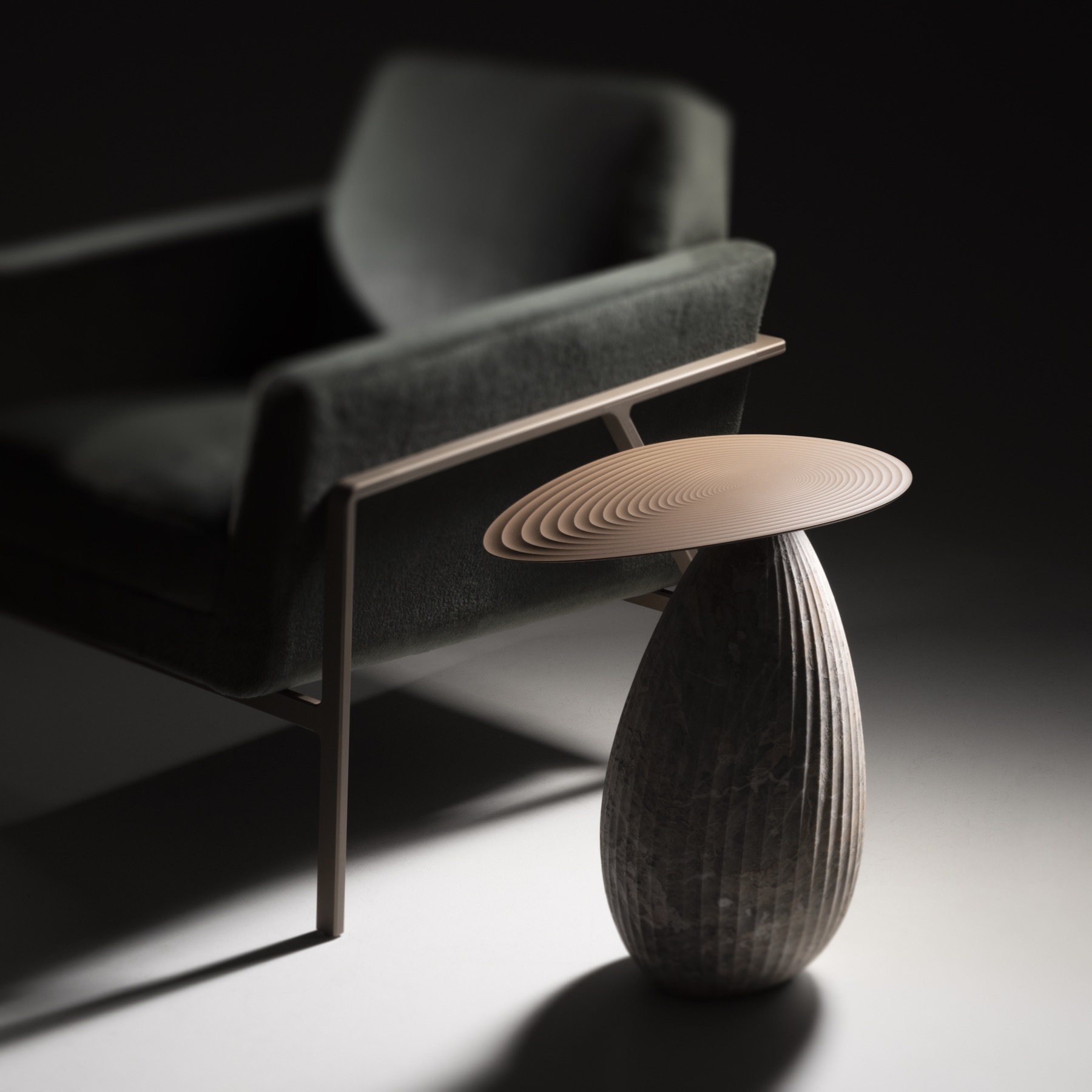 Ripple Side Table | HOLLY HUNT