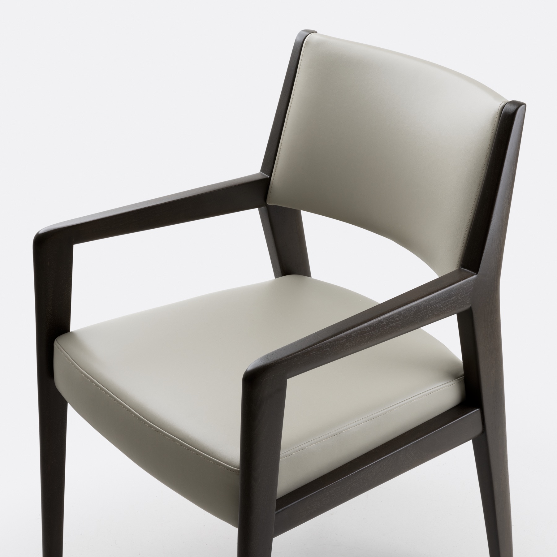 Roswell Dining Arm Chair | HOLLY HUNT