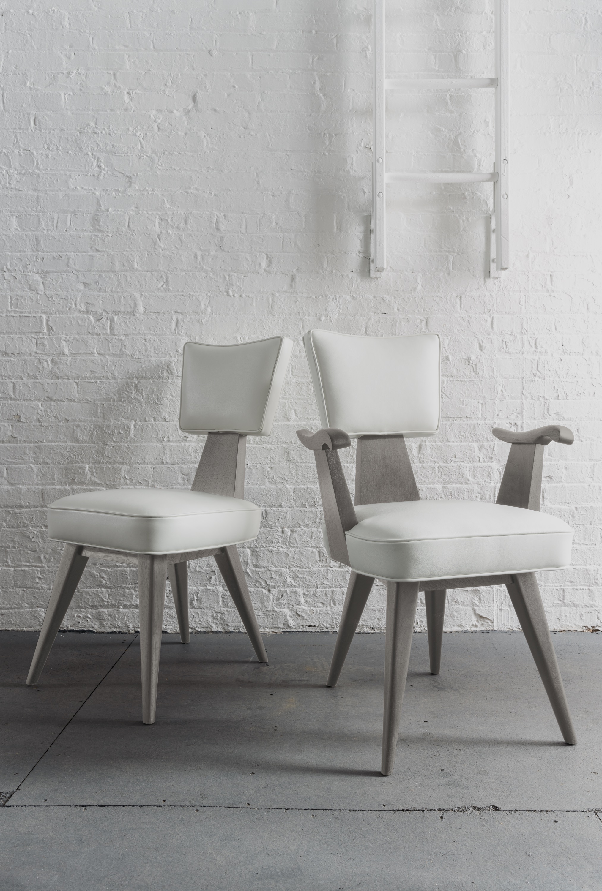 First Arm Chair | HOLLY HUNT