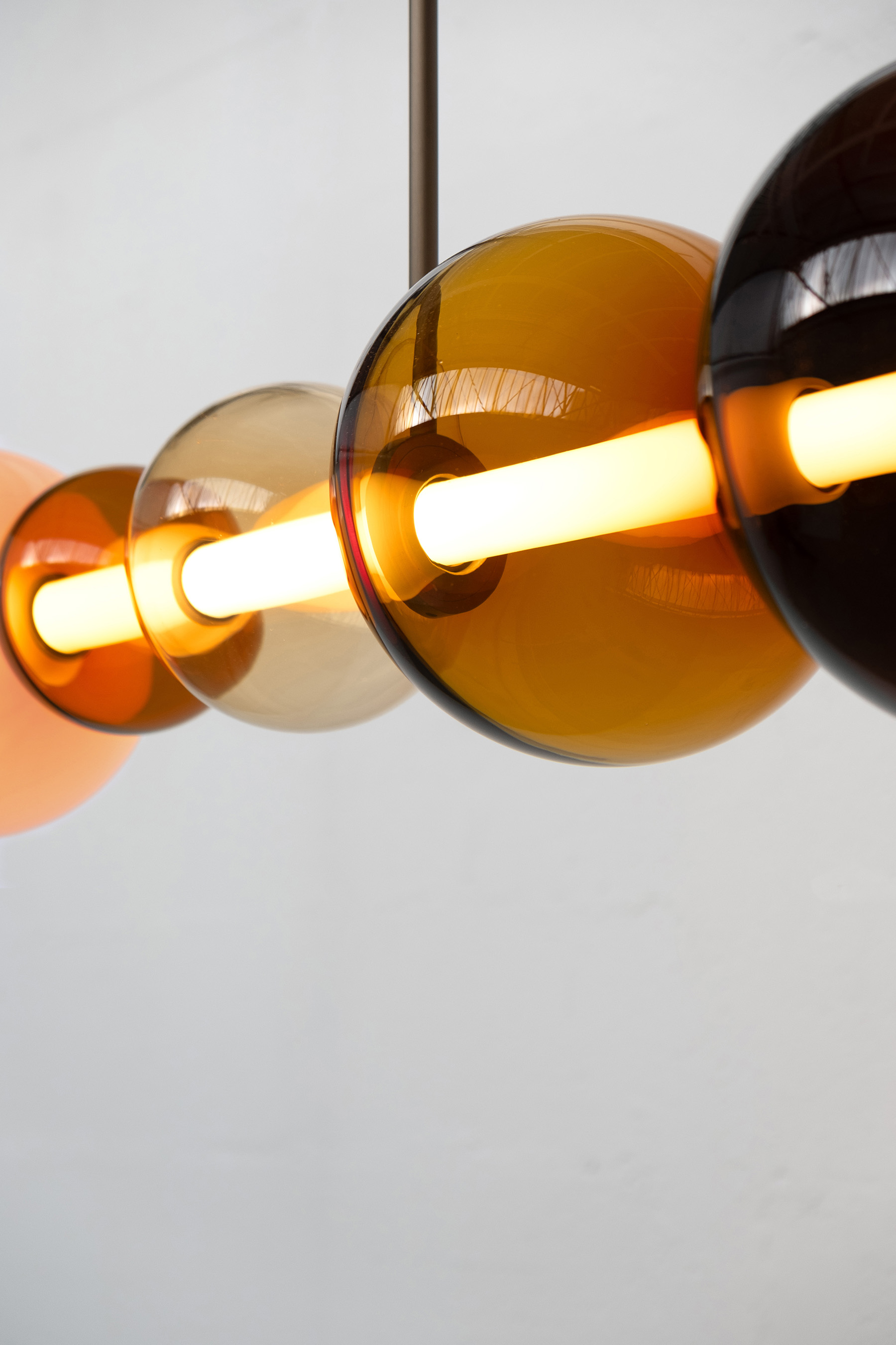 Céleste H Chandelier | HOLLY HUNT