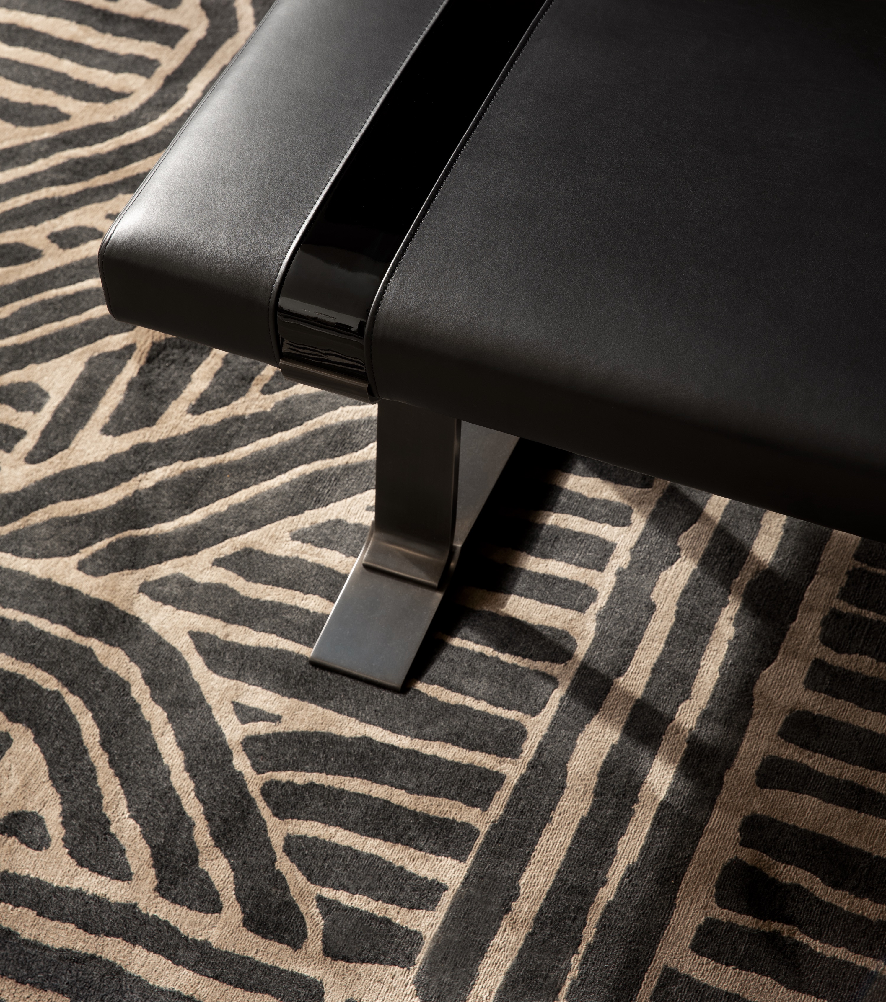 Lucca: Marble | HOLLY HUNT