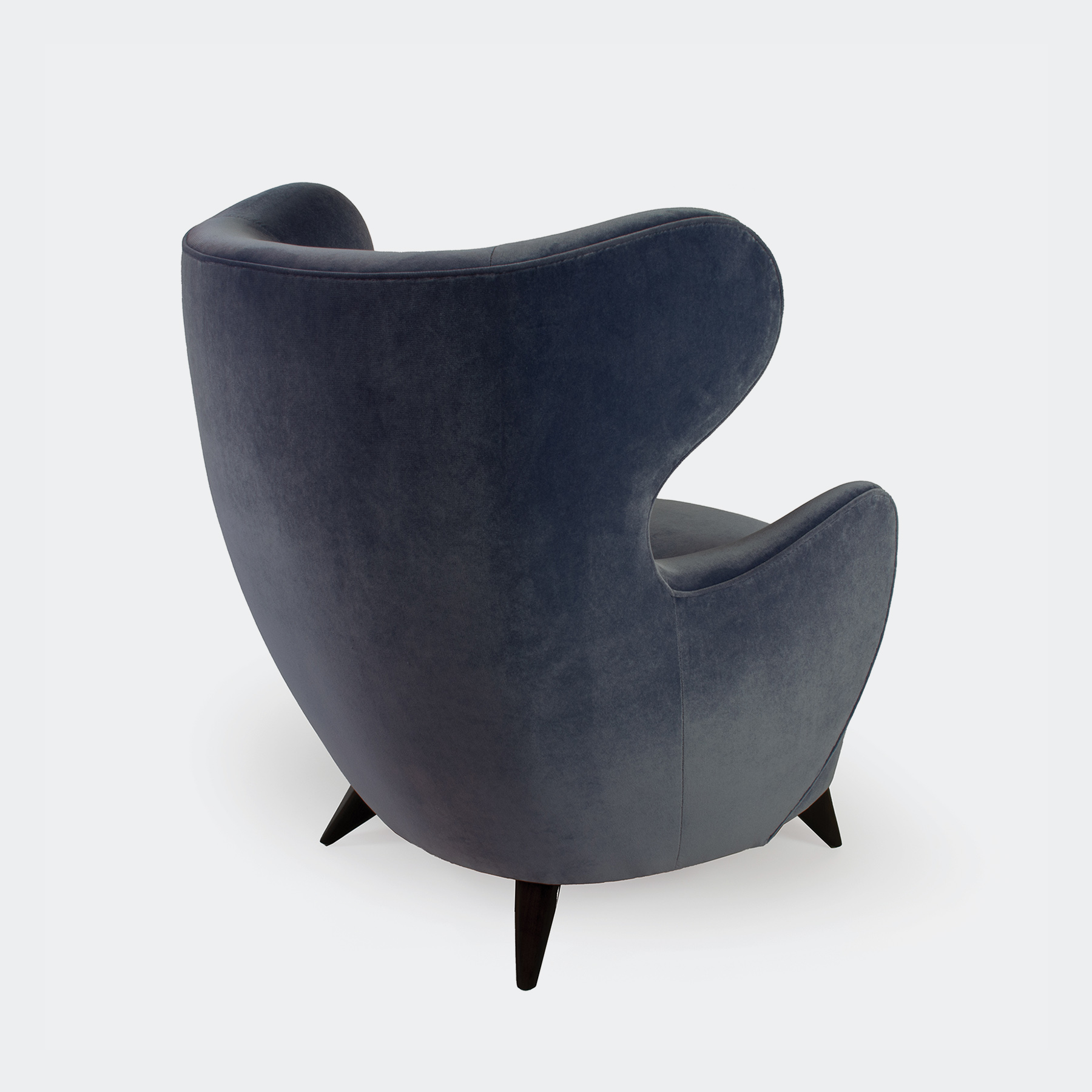Wing Chair | HOLLY HUNT