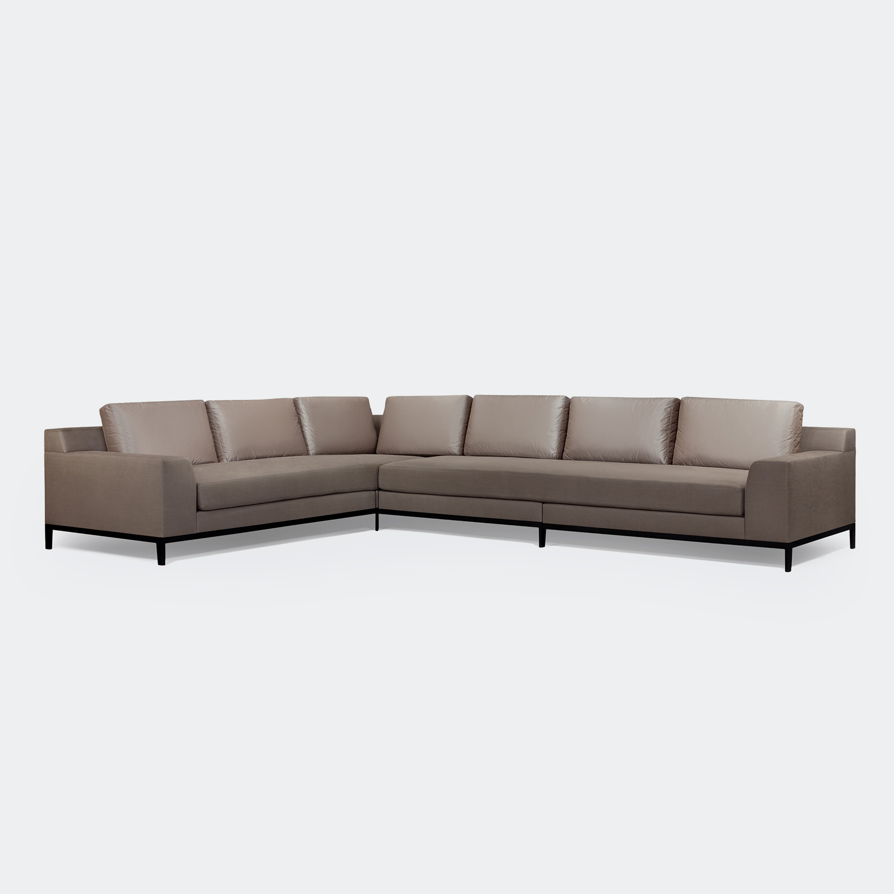 Caspian Sofa & Sectional | HOLLY HUNT