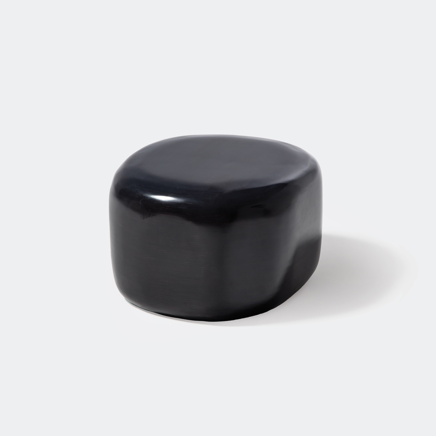 River Rock Table | HOLLY HUNT