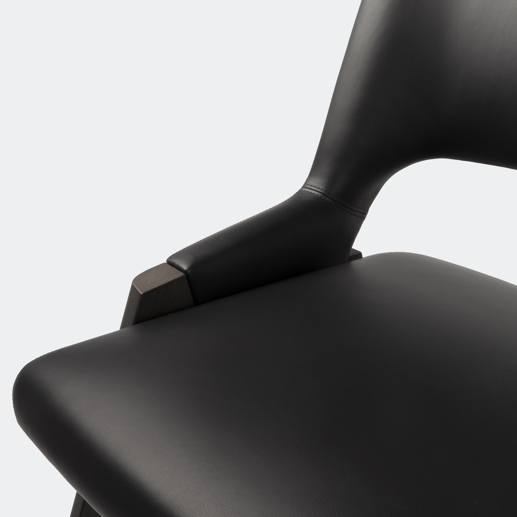 Larslan Dining Side Chair | HOLLY HUNT