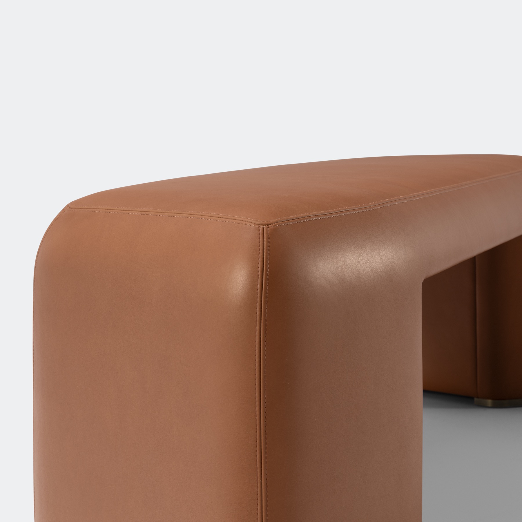 Ledger Bench | HOLLY HUNT