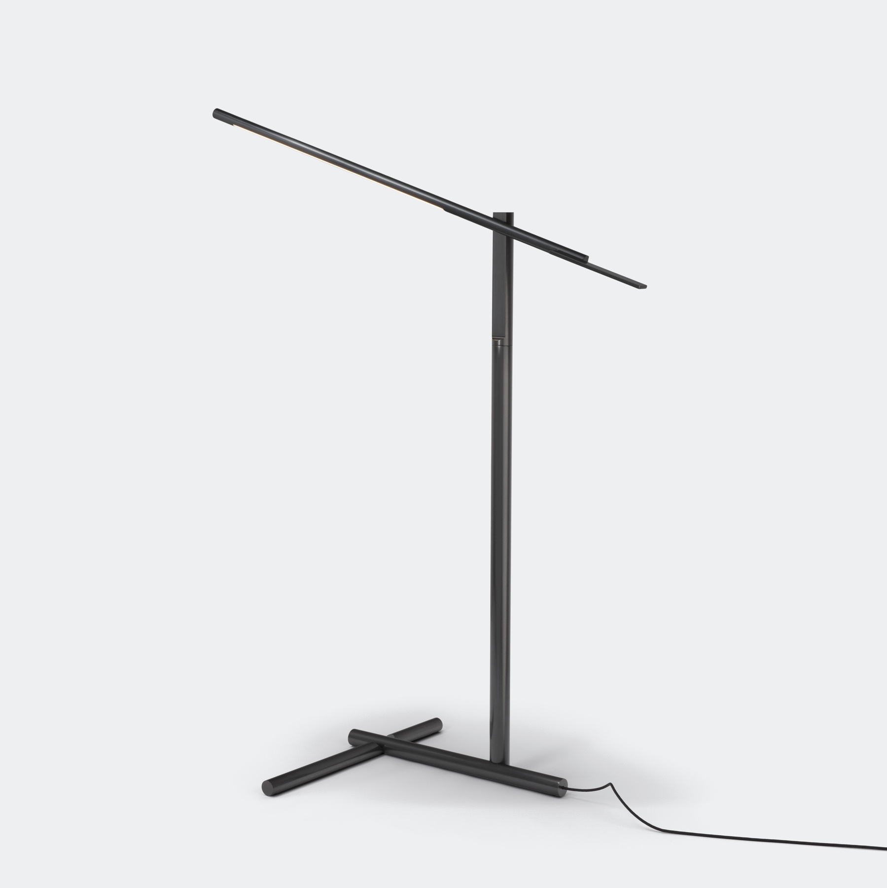 Tobin Floor Lamp | HOLLY HUNT