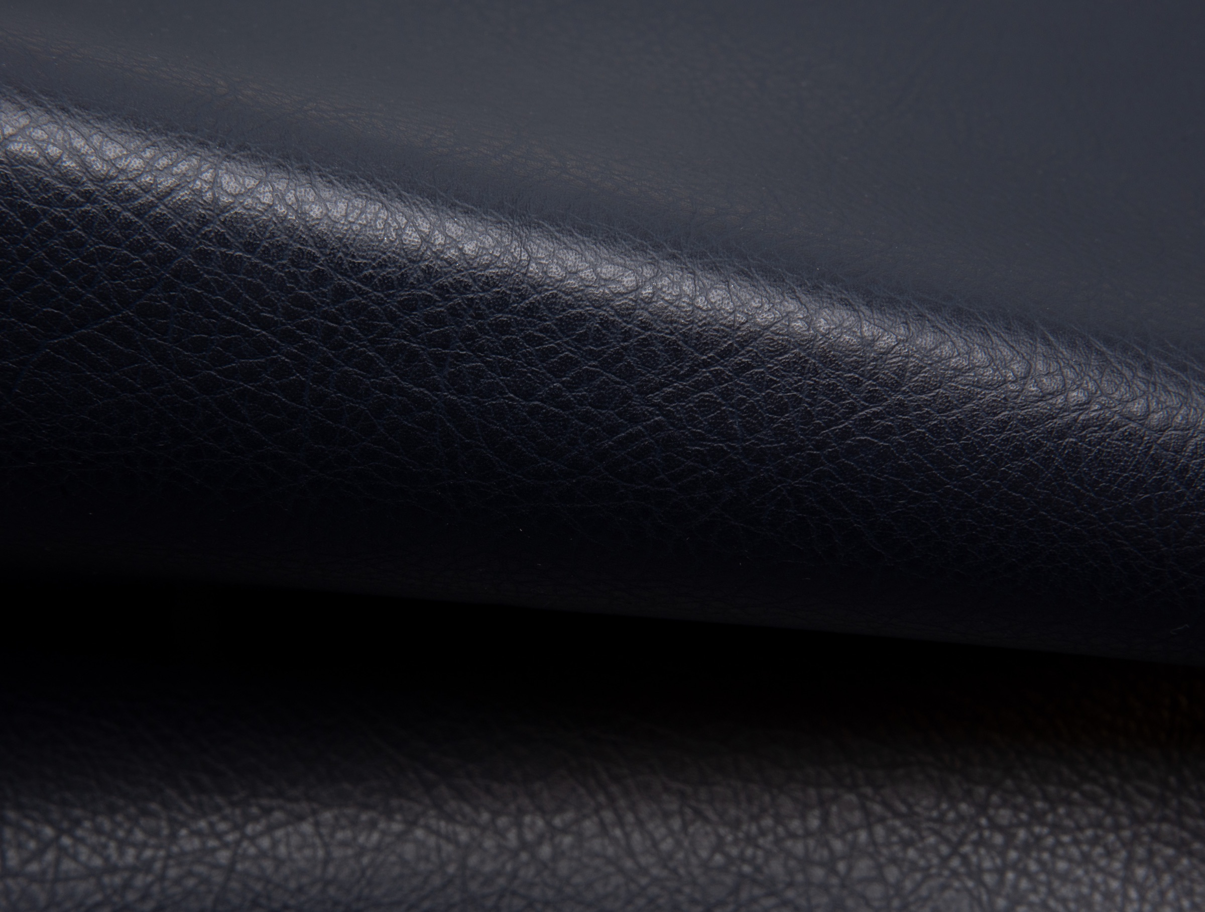 New Buffalo: True Navy | HOLLY HUNT