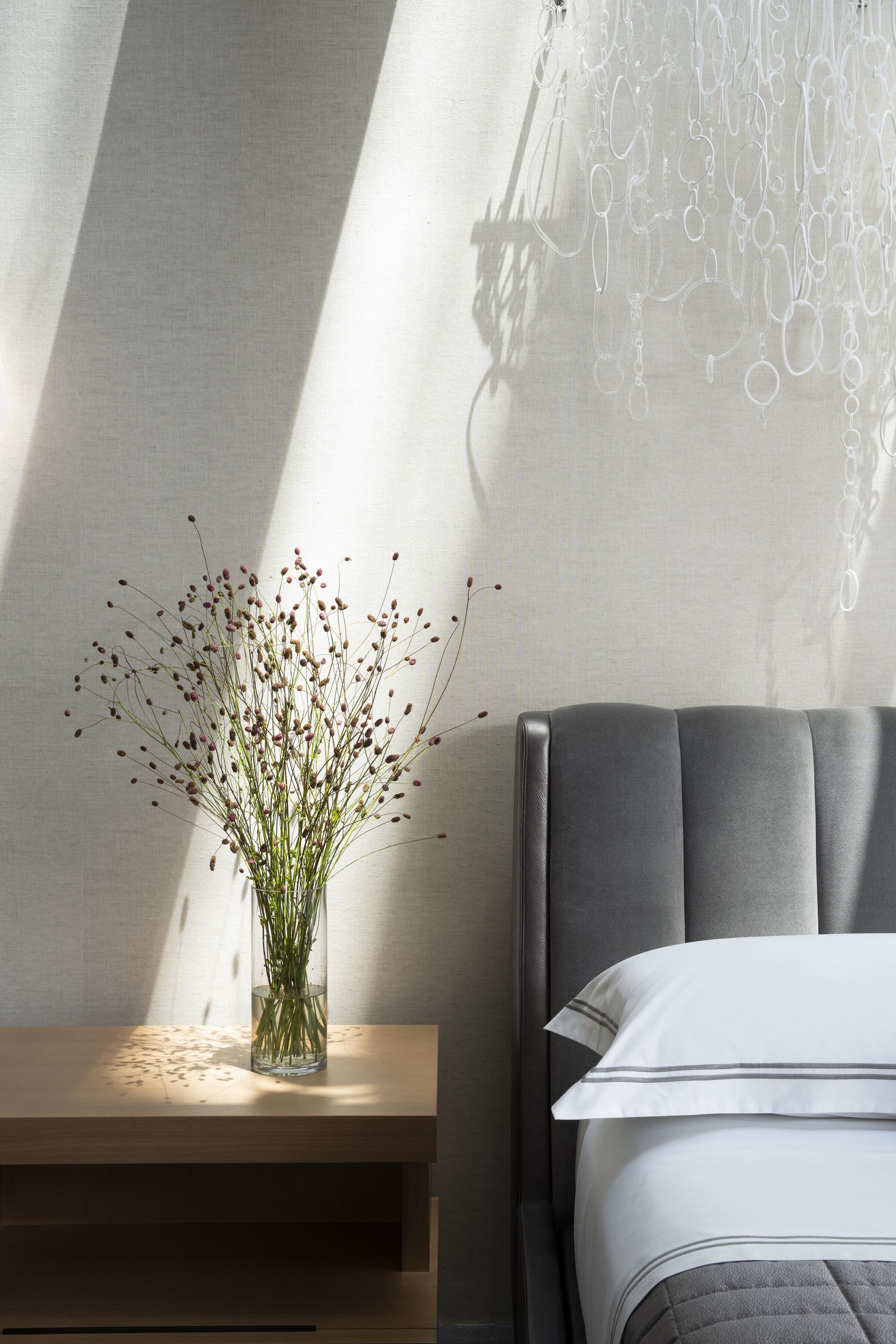 Dunbar: Shell | HOLLY HUNT