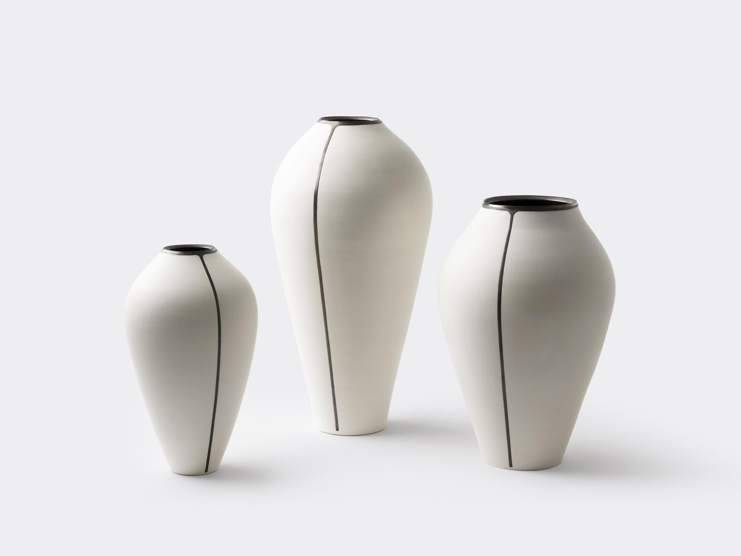 Stria Vase | HOLLY HUNT