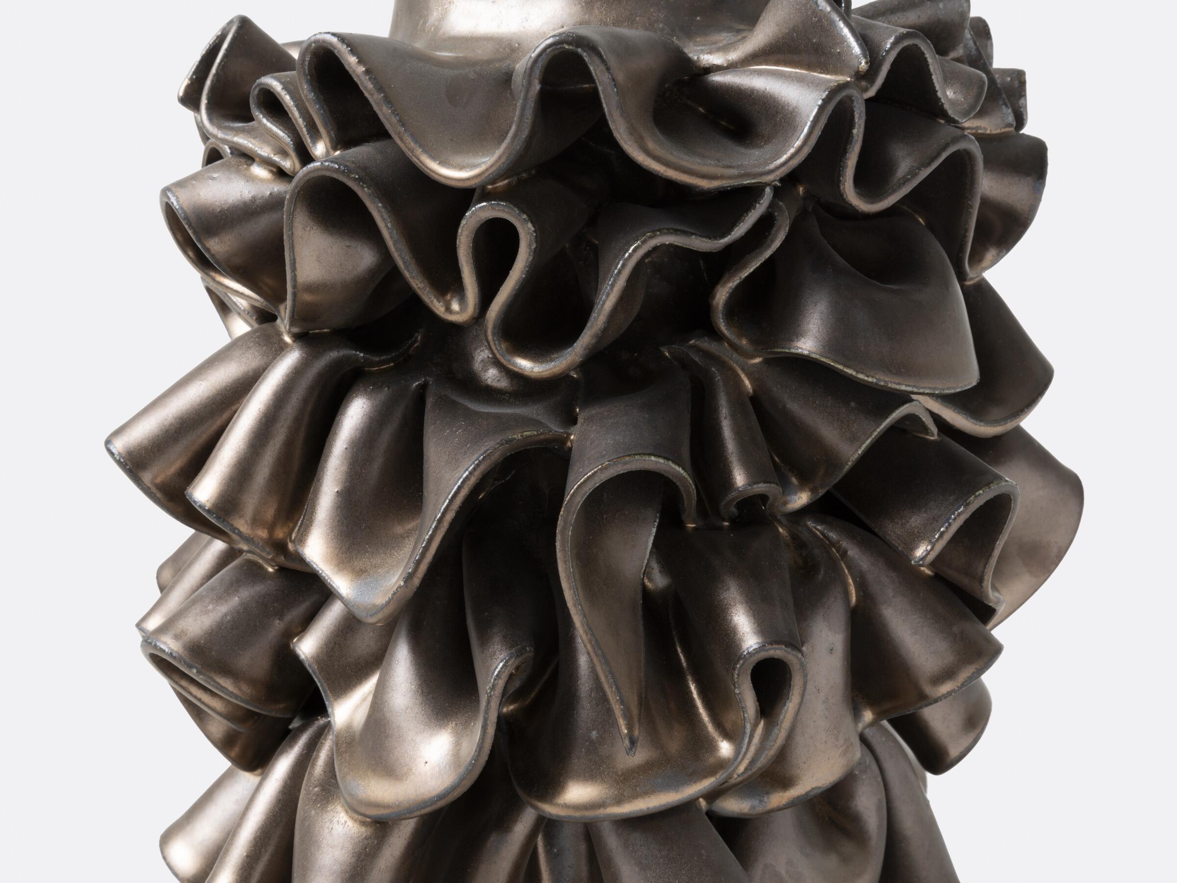 Ribbon Vase | HOLLY HUNT