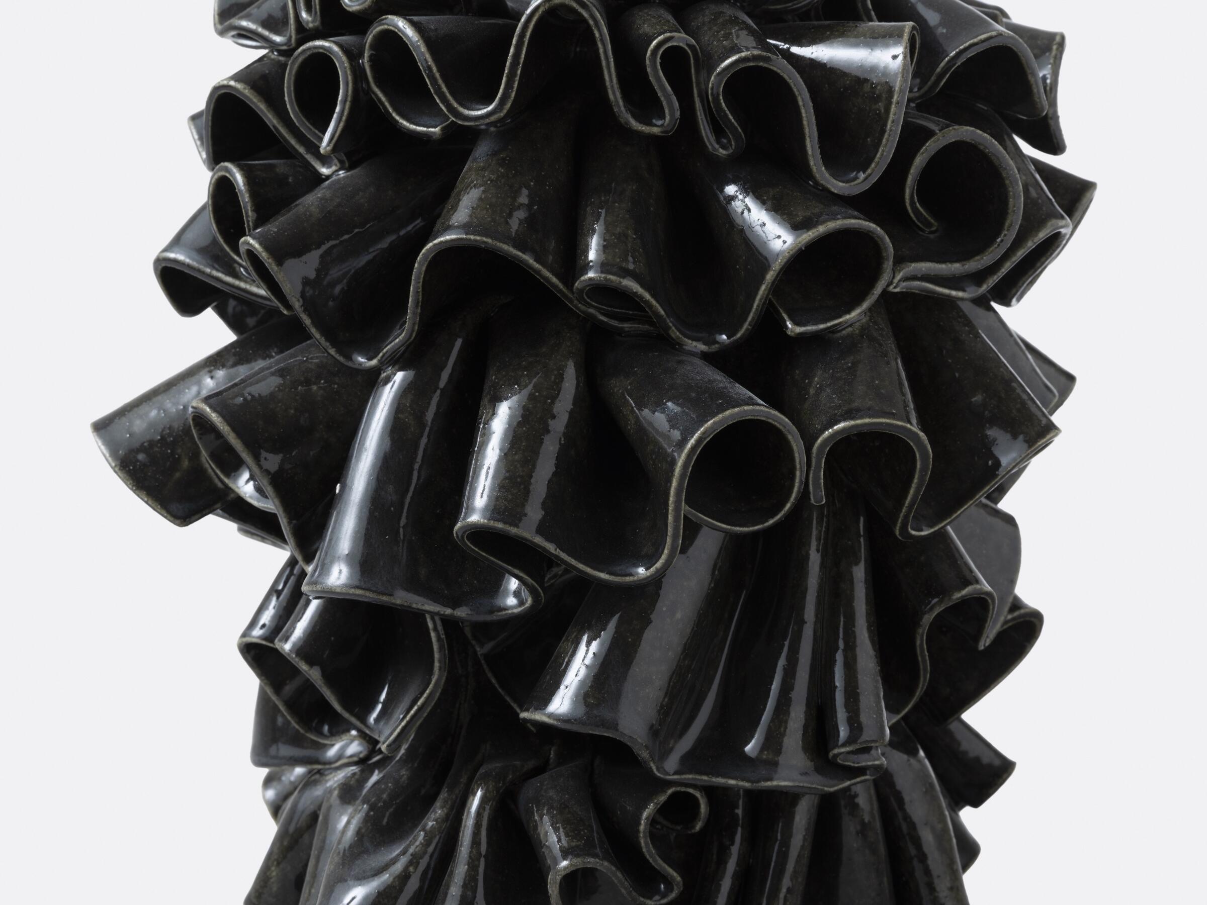 Ribbon Vase | HOLLY HUNT