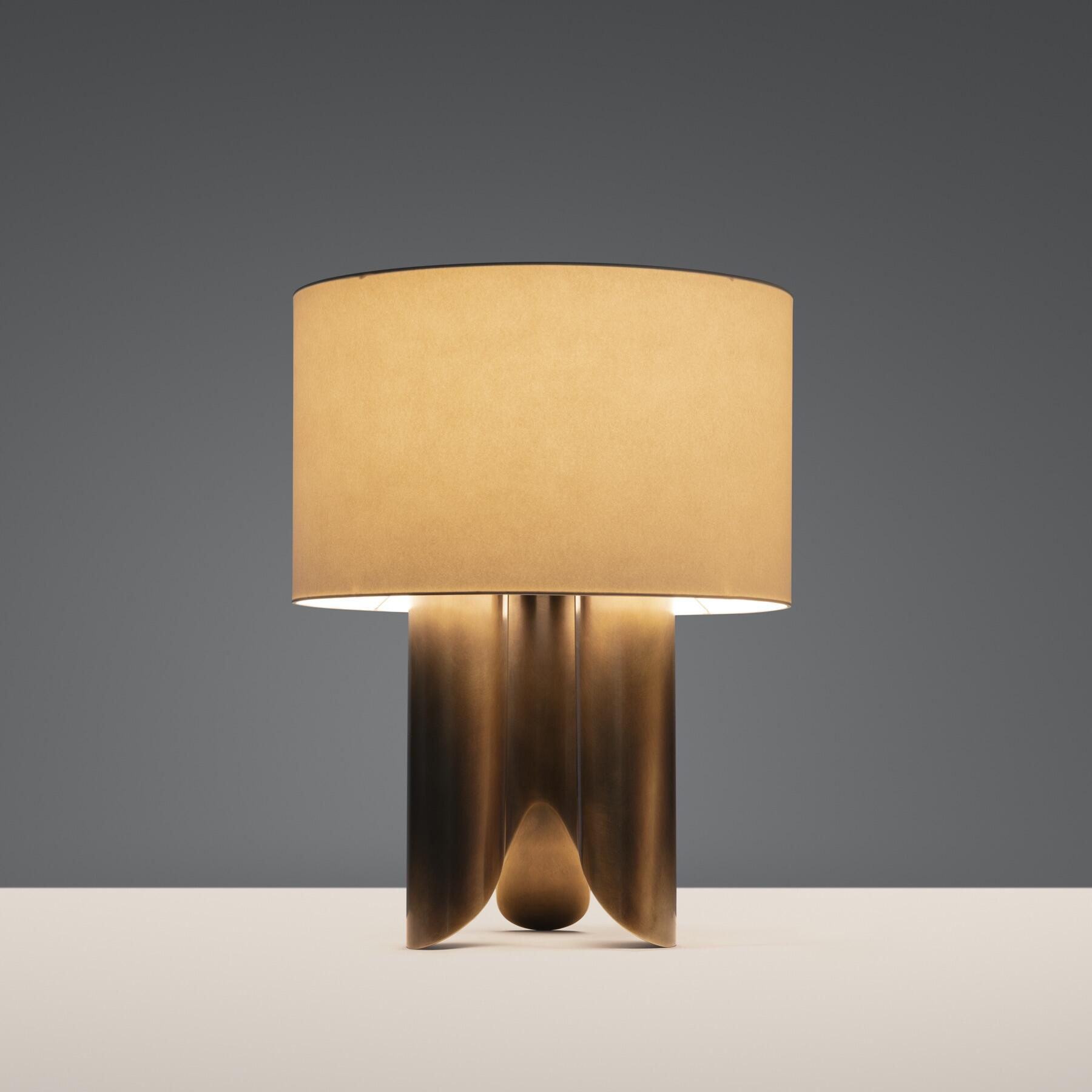 Loma Table Lamp | HOLLY HUNT