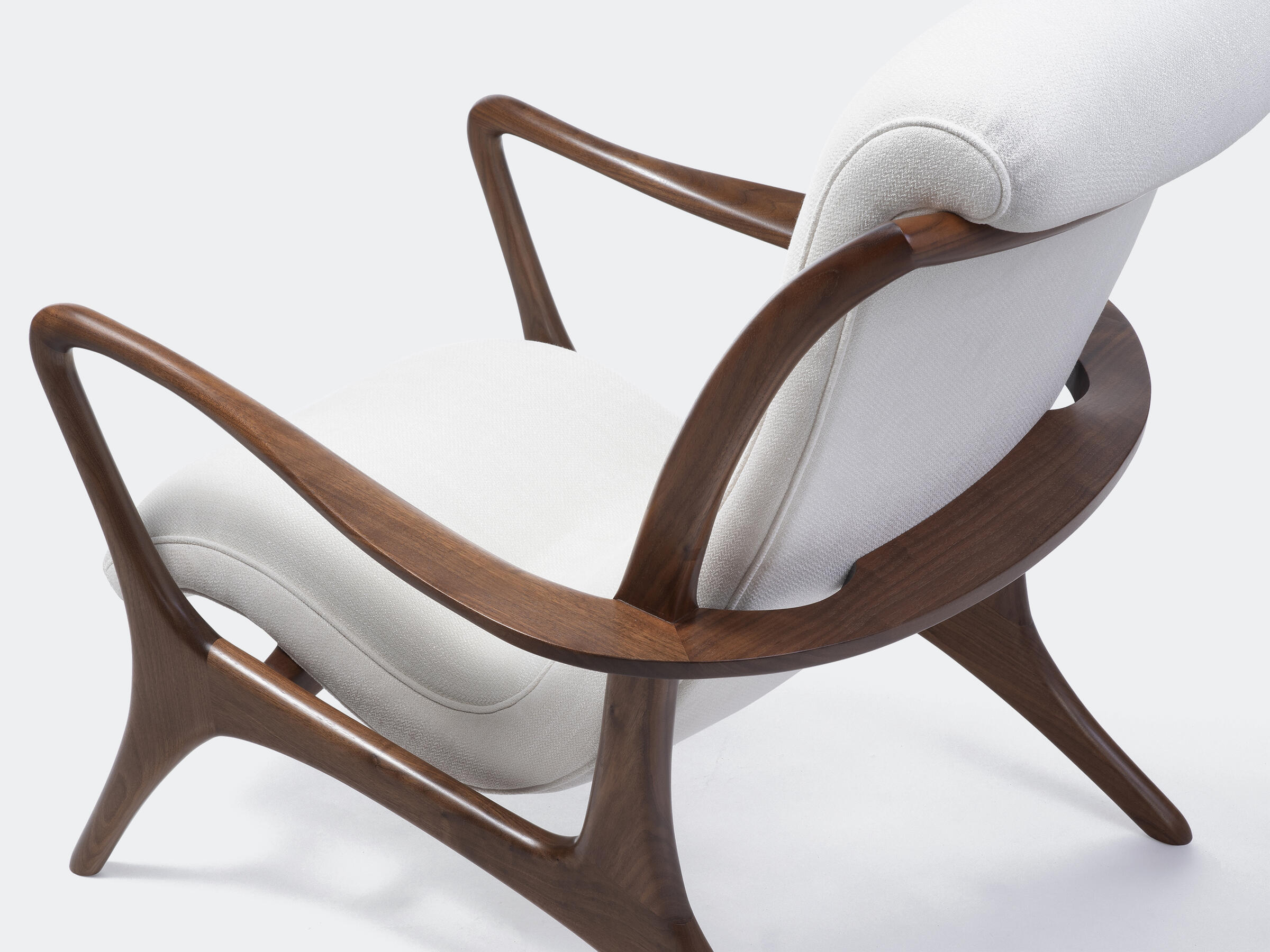 Contour High Back Lounge Chair | HOLLY HUNT