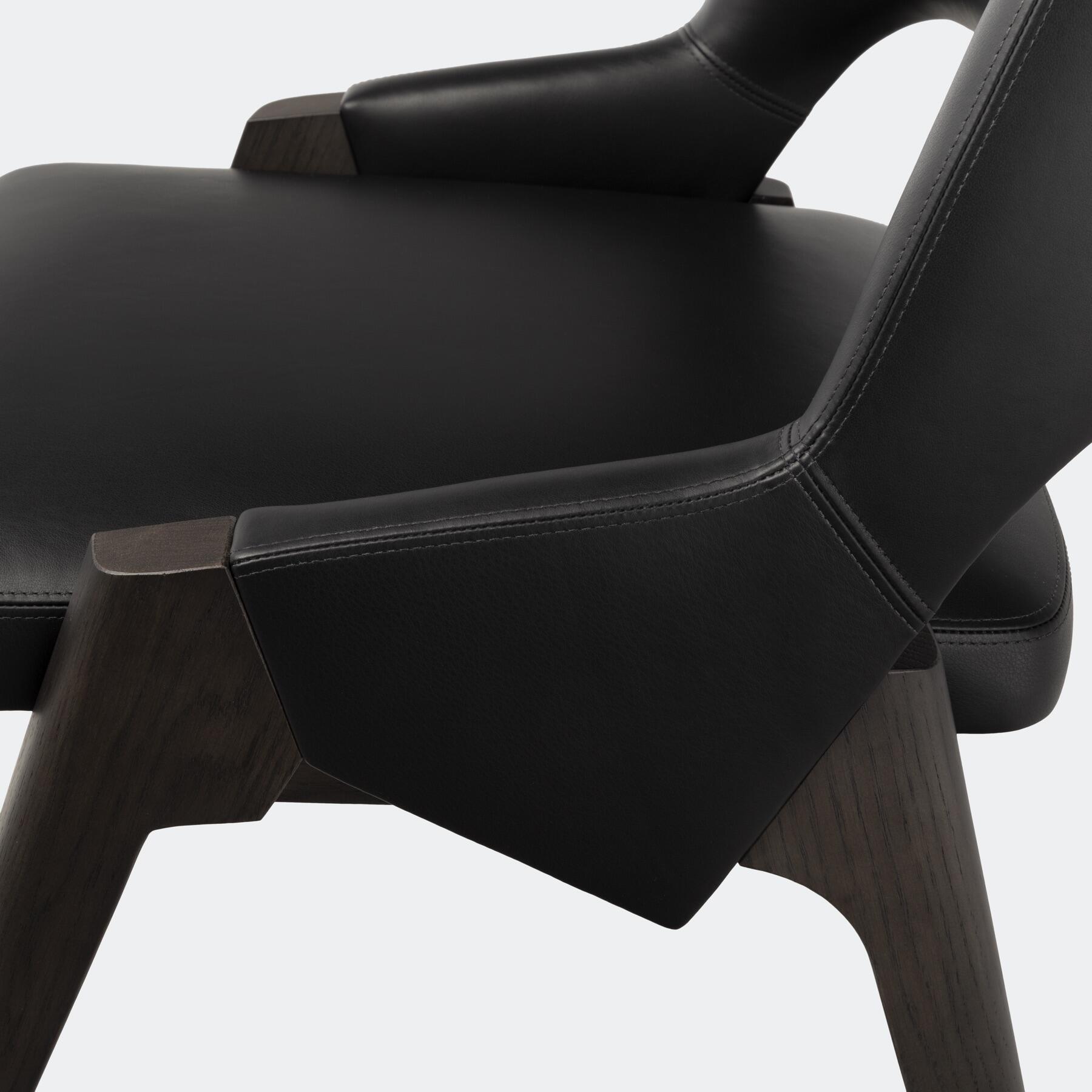 Larslan Dining Side Chair | HOLLY HUNT