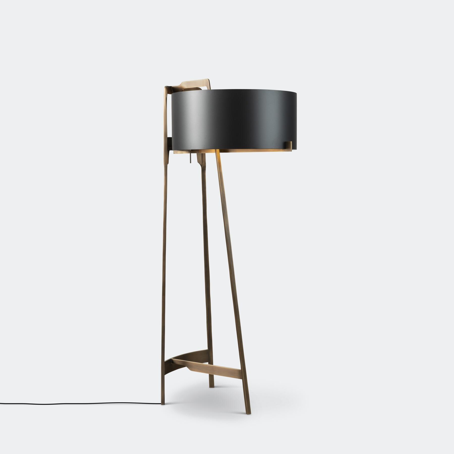 Saco Floor Lamp | HOLLY HUNT