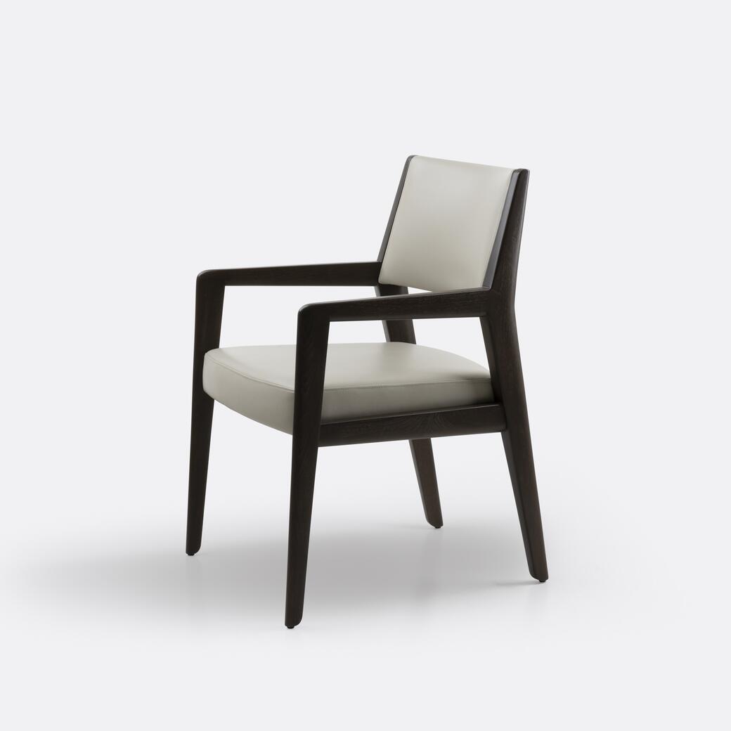 Larslan Dining Side Chair | HOLLY HUNT