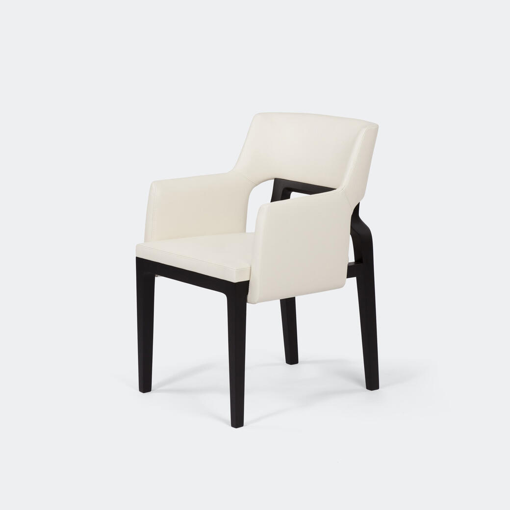 Larslan Dining Side Chair | HOLLY HUNT